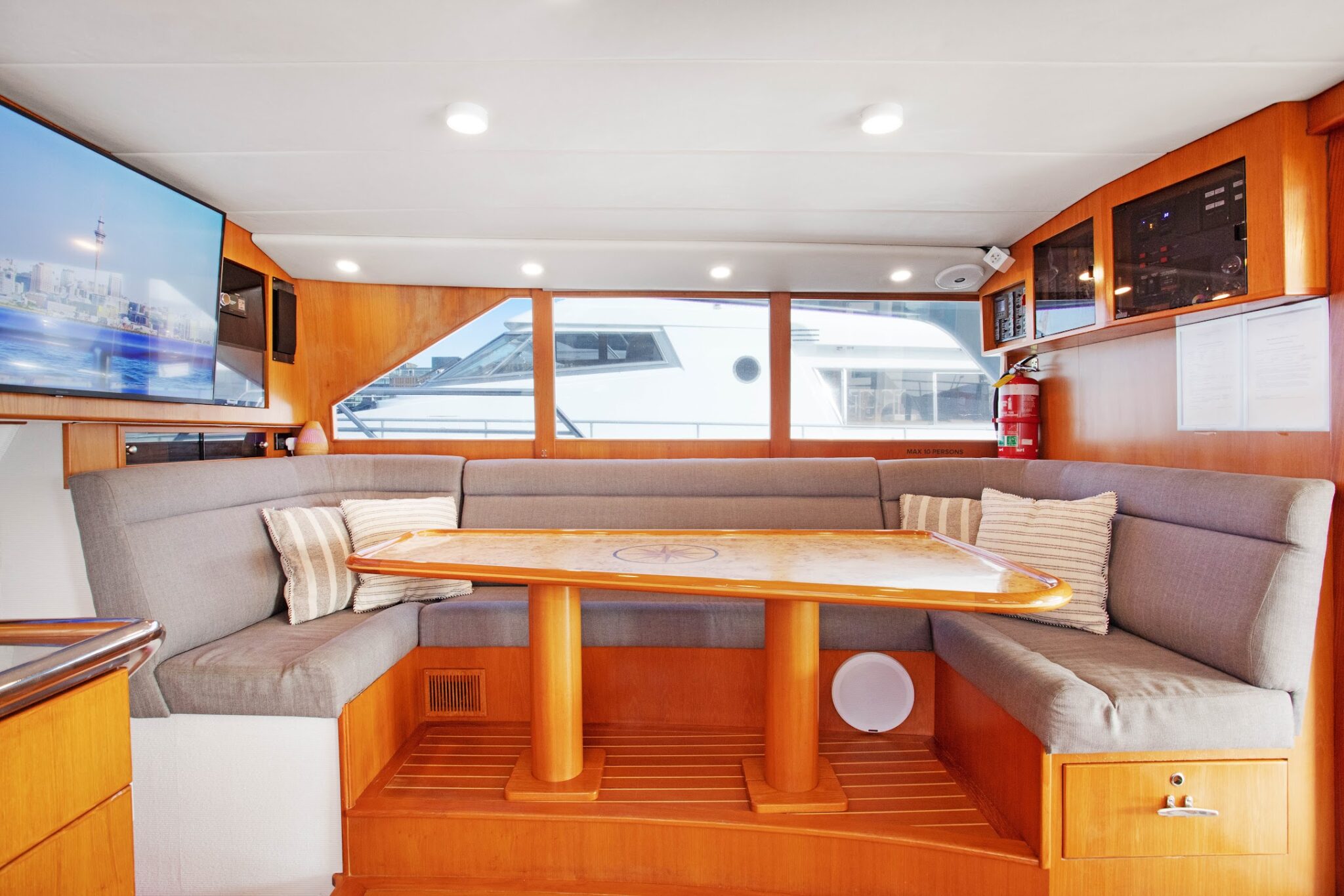 Regal Flyer - Luxury Party Boat Hire & Yacht Charters in Auckland ...